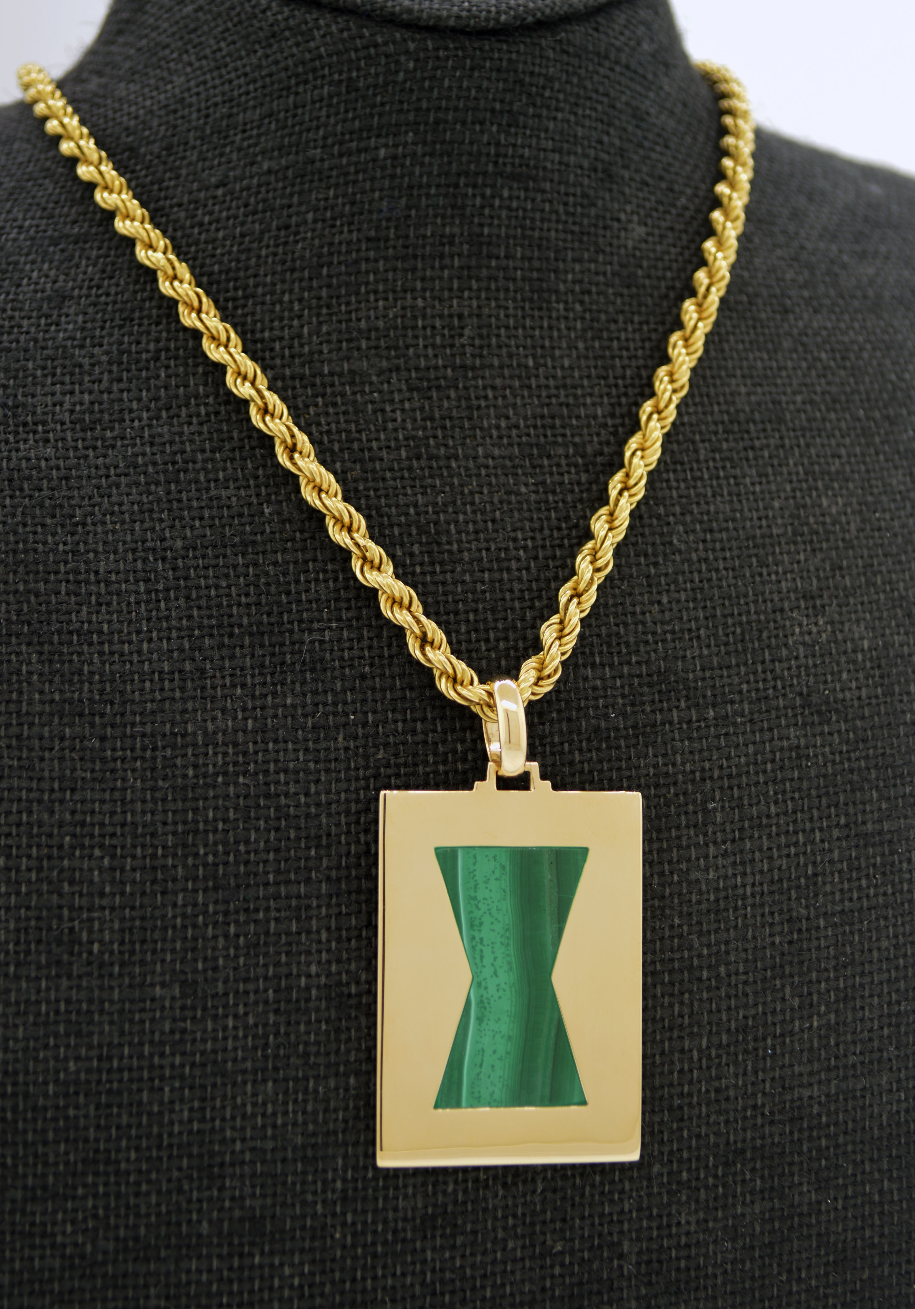 Vintage Cartier 18k Yellow Gold Malachite Amulet Pendant Rope Chain ...