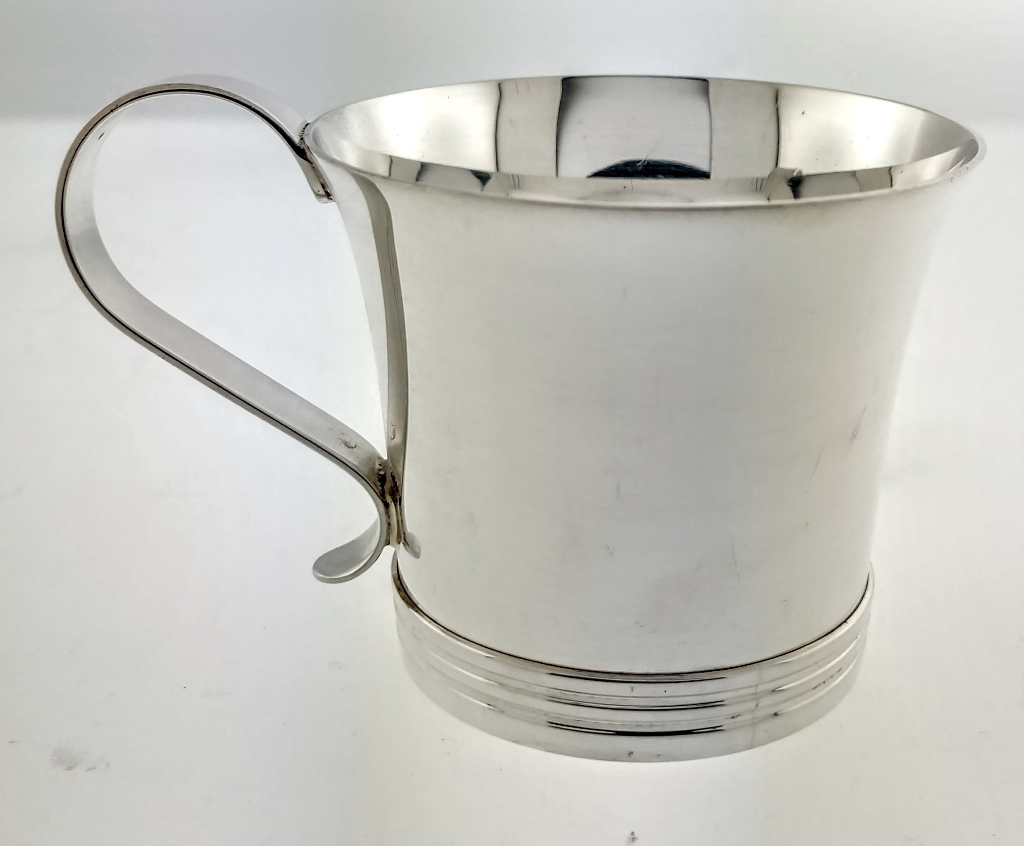 Vintage Tiffany & Co Paul Revere Reproduction Sterling Silver Baby Cup ... Vintage Tiffany & Co Paul Revere Reproduction Sterling Silver Baby Cup ...